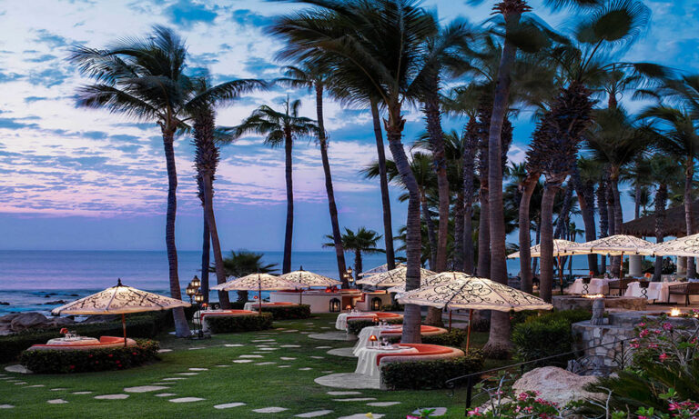 The World’s Most Spectacular Beachfront Resorts and Properties | Tourism SM